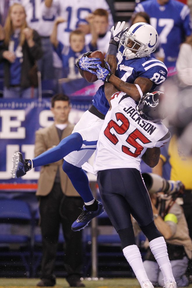 This Is The Best Touchdown Celebration EVER!!!! LOL!!! | 97.9 The Box