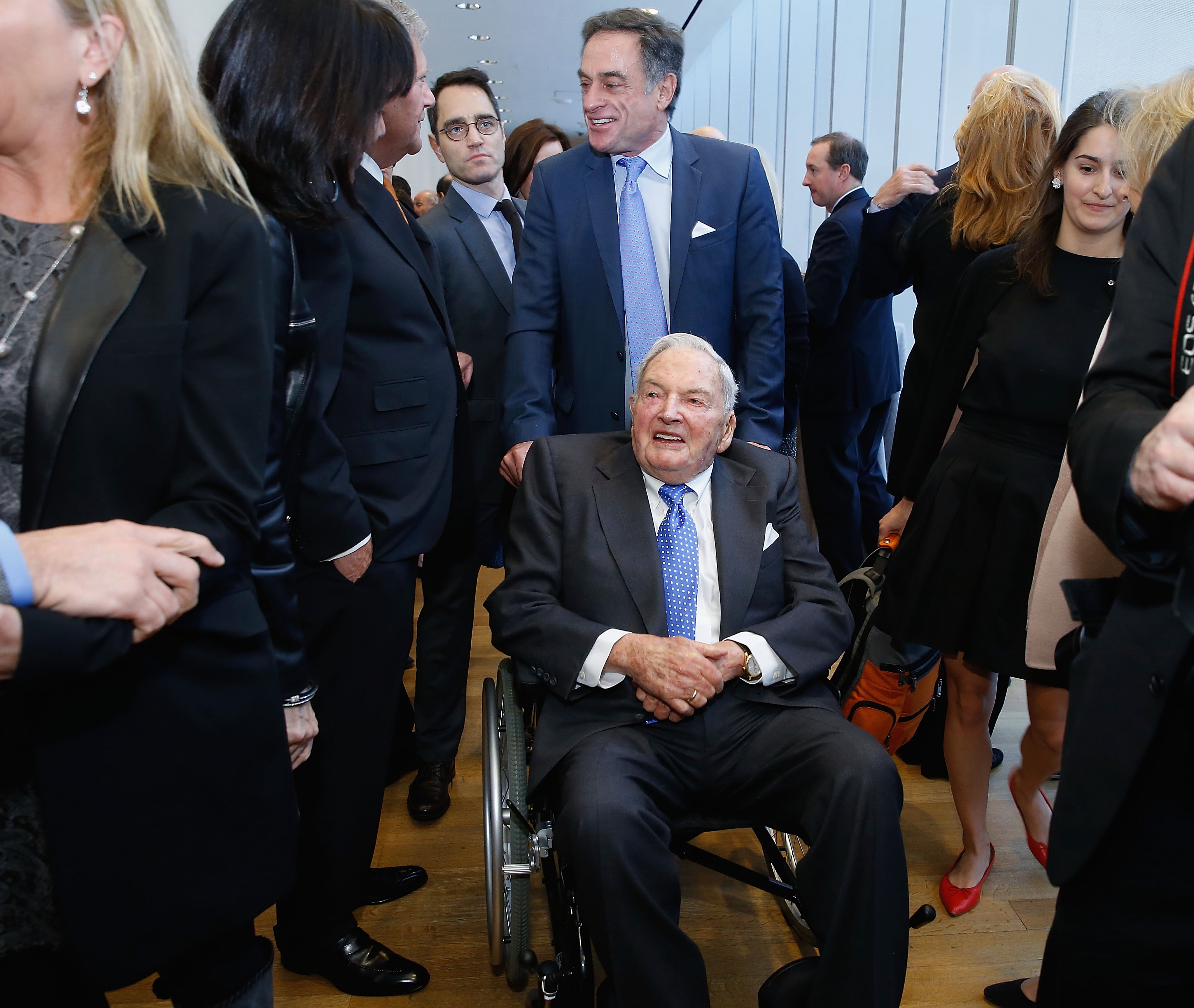 Oldest Billionaire "David Rockefeller" Dies At Age 101 [VIDEO]
