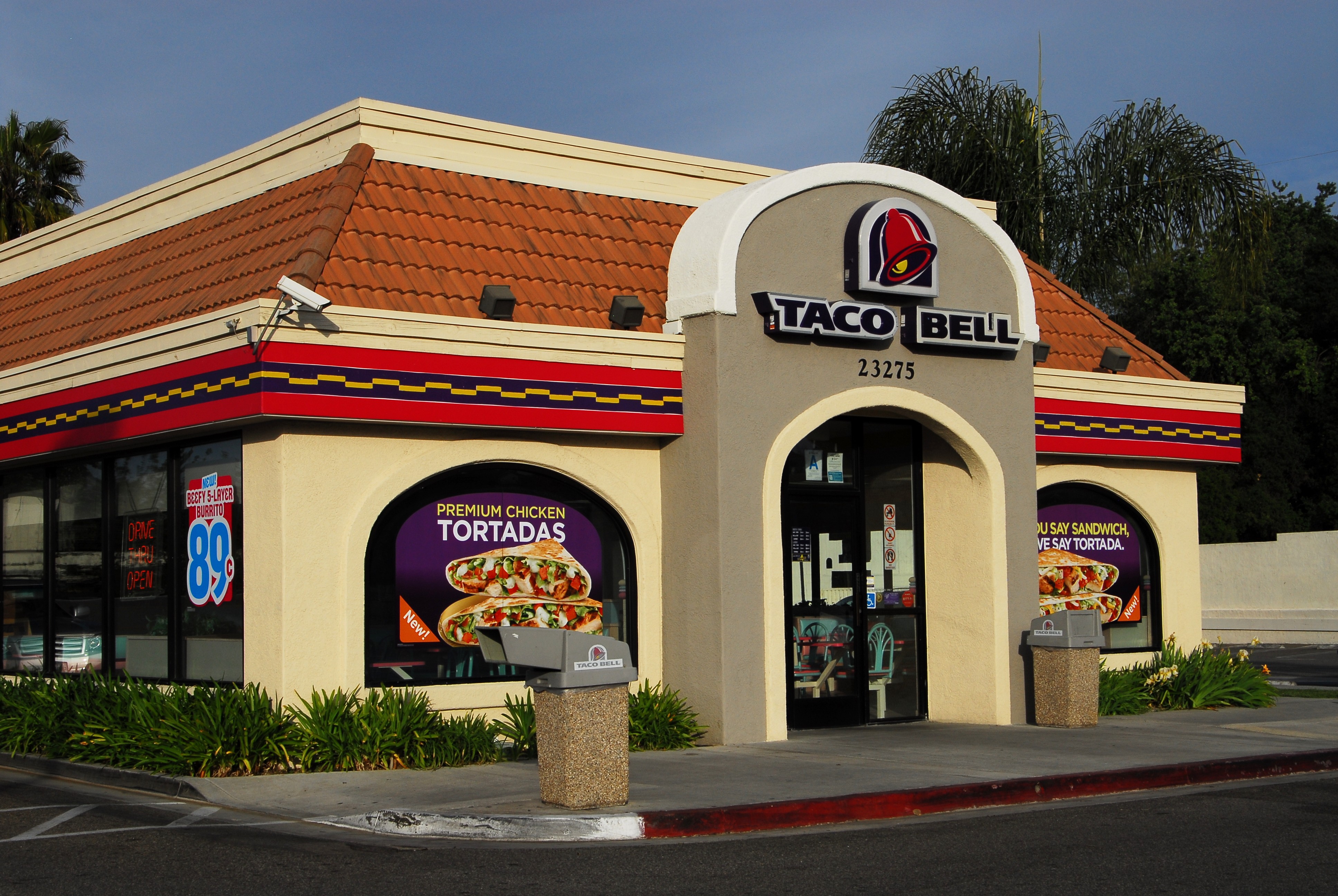 Taco Bell’s New Drink Spot Is in Houston — And Houston Is Hydrated!