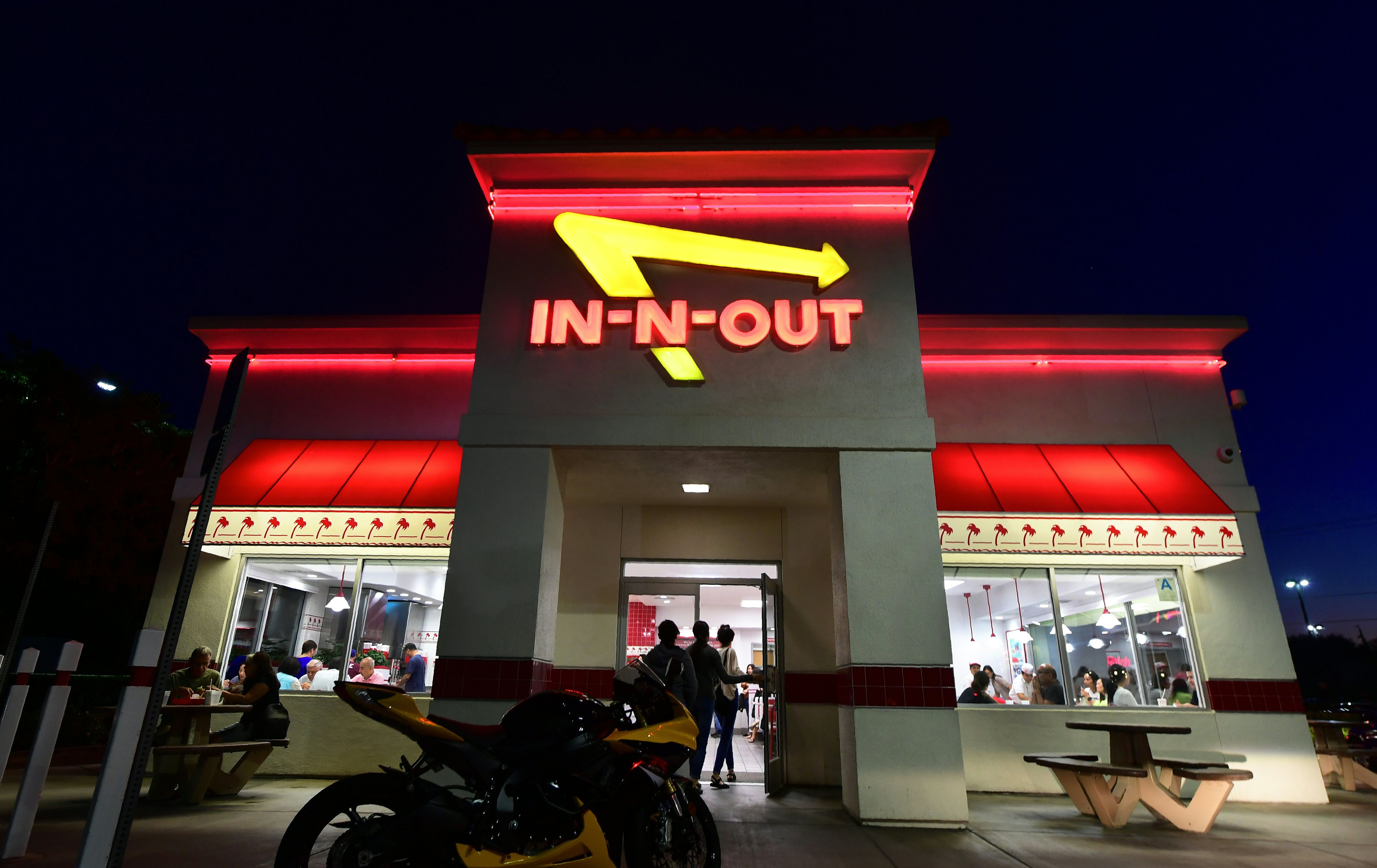In-N-Out Burger’s First Houston Location Is Coming To Stafford | 97.9 ...